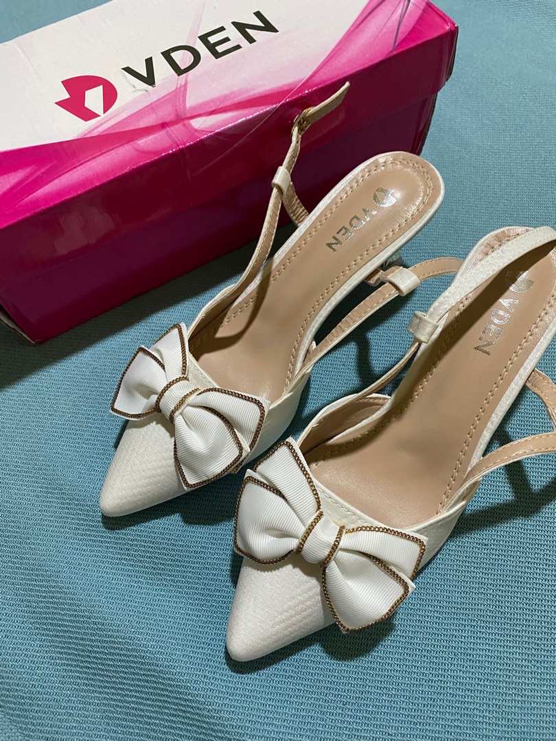 Vden Ribbon Heels, Women's Fashion, Footwear, Heels on Carousell