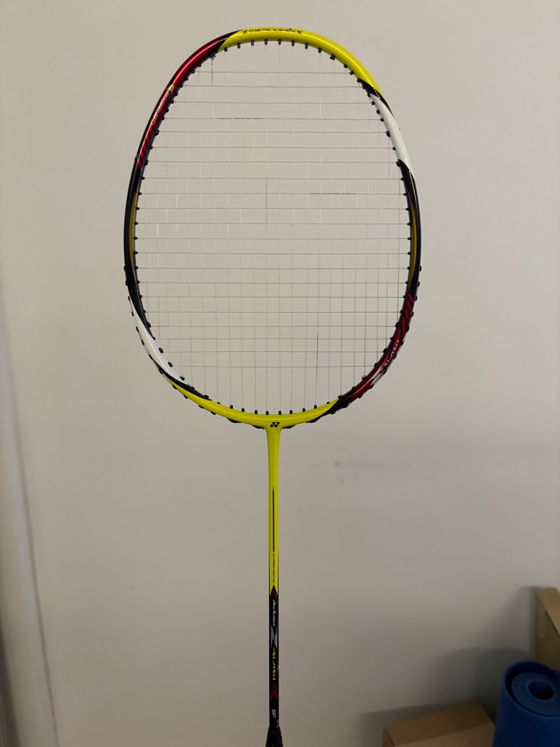 Yonex Arcsaber Z Slash (Like New), Sports Equipment, Sports & Games ...