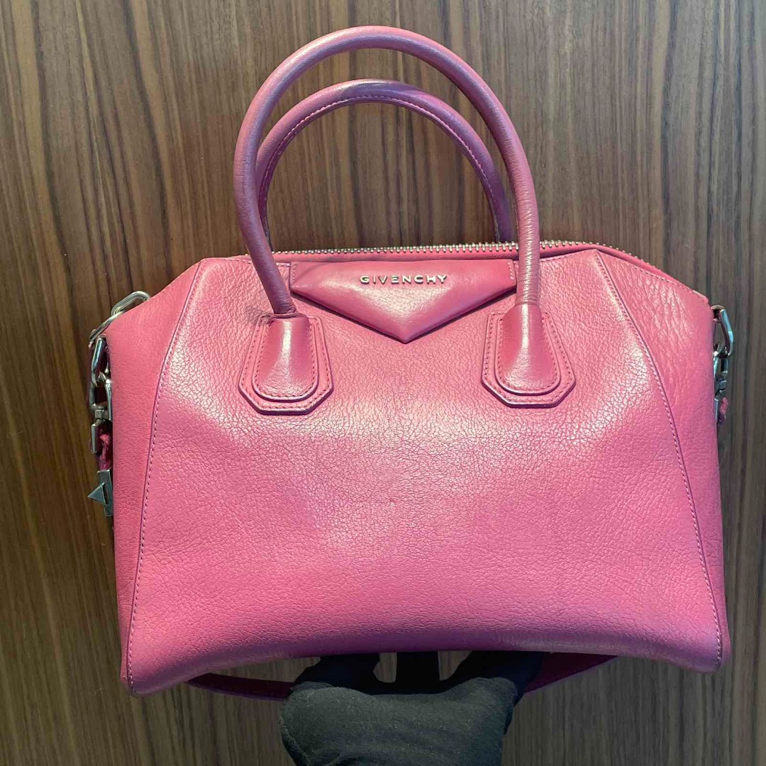 247006404 GIVENCHY BAG ANTIGONA 2 WAY, Luxury, Bags & Wallets on Carousell