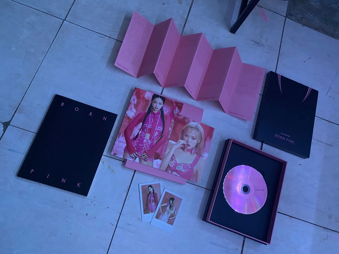 BLACKPINK BORN PINK ALBUM PINK VERSION UNSEALED WITH POST CARDS AS ...