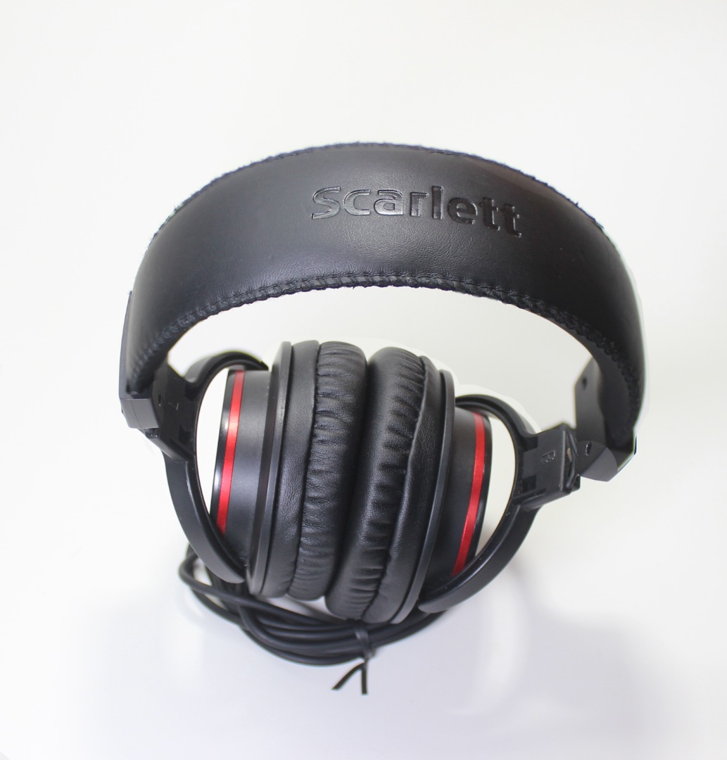 Focusrite Scarlett Studio Headphones, Audio, Headphones & Headsets on ...