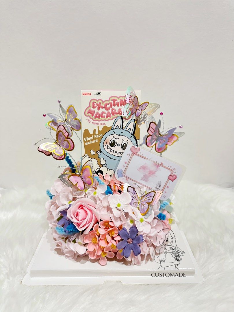 Labubu blind Box Flower, Hobbies & Toys, Stationery & Craft, Flowers ...