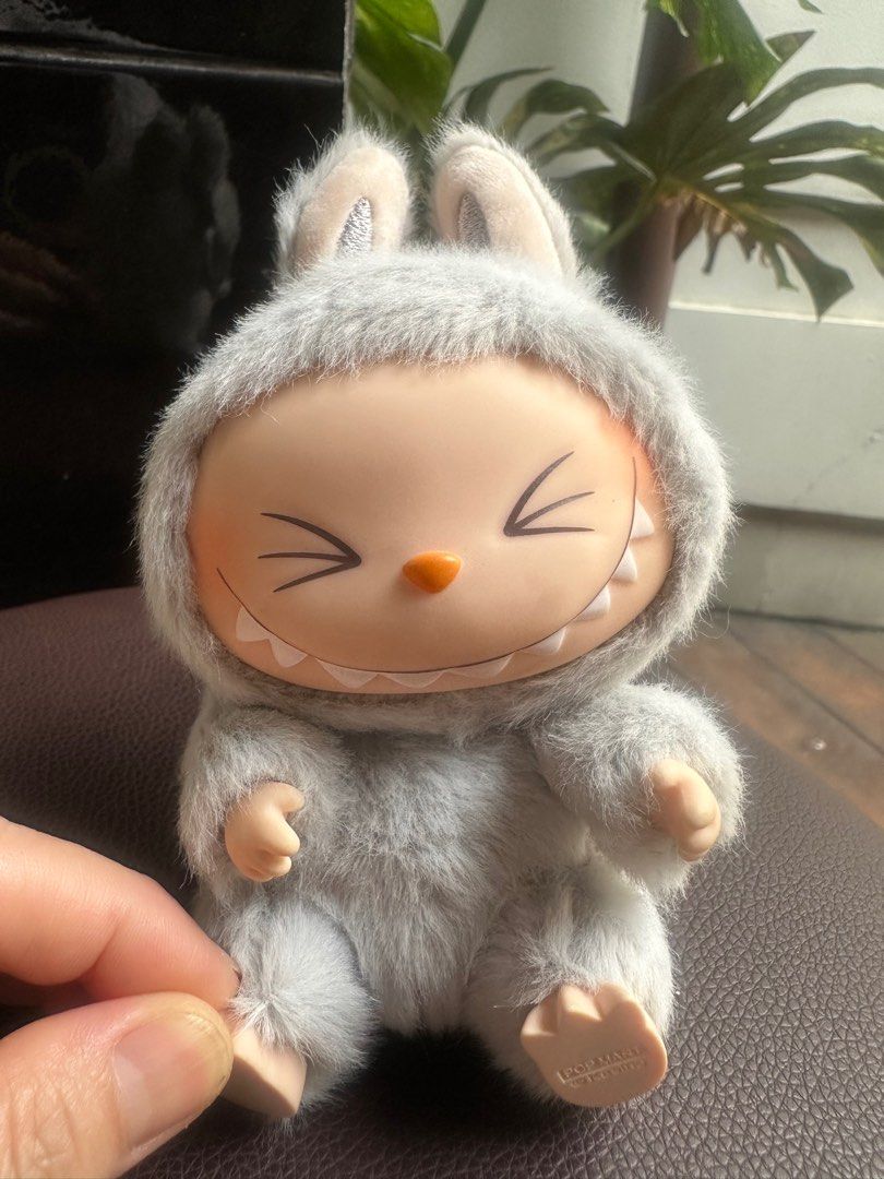 Labubu Popmart Original, Bayi & Anak, Mainan & Baby Walker di Carousell