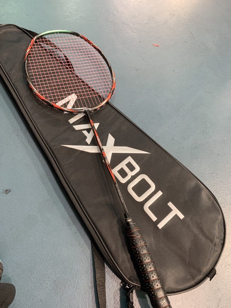 MAXBOLT Nezer X19 Badminton Racket RM100 (free bag), Sports Equipment ...