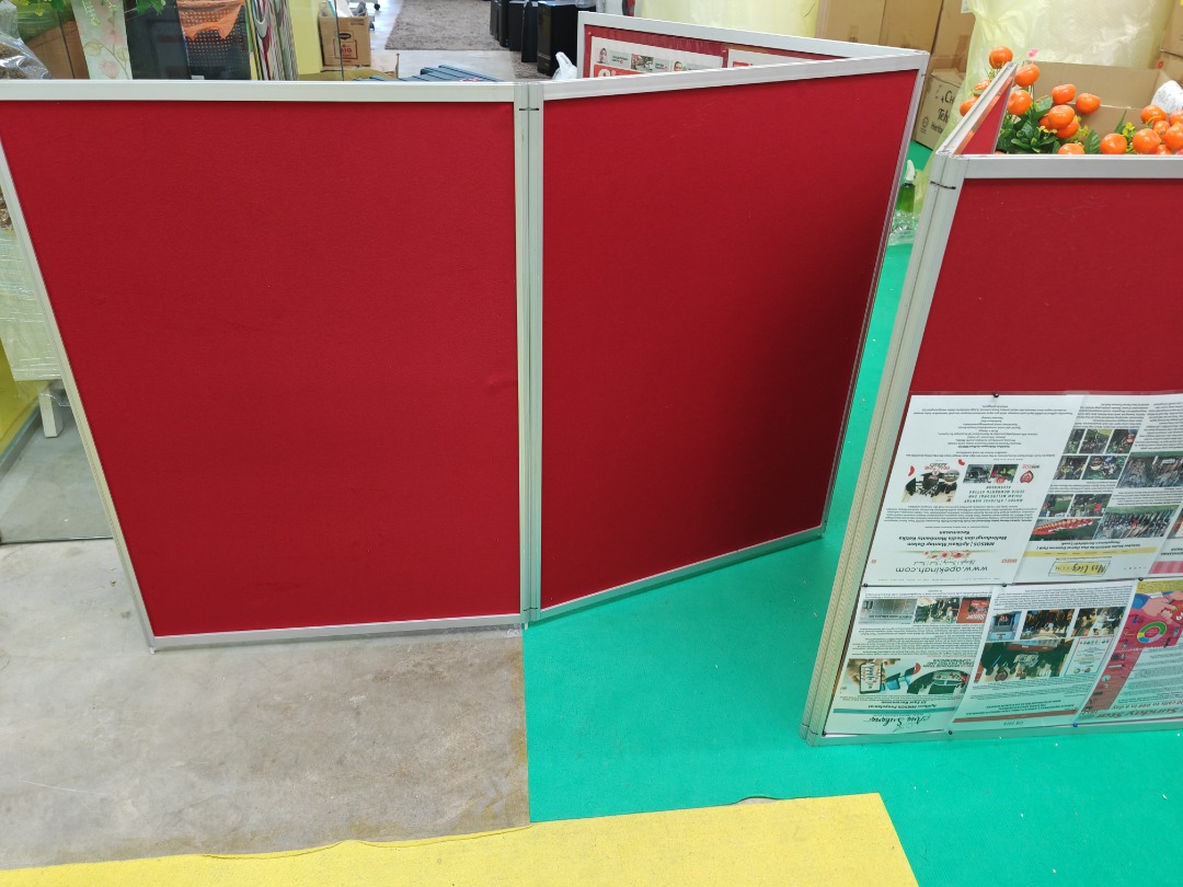 Mobile Display Notice Board Papan Kenyataan Beroda (2 sets), Furniture ...
