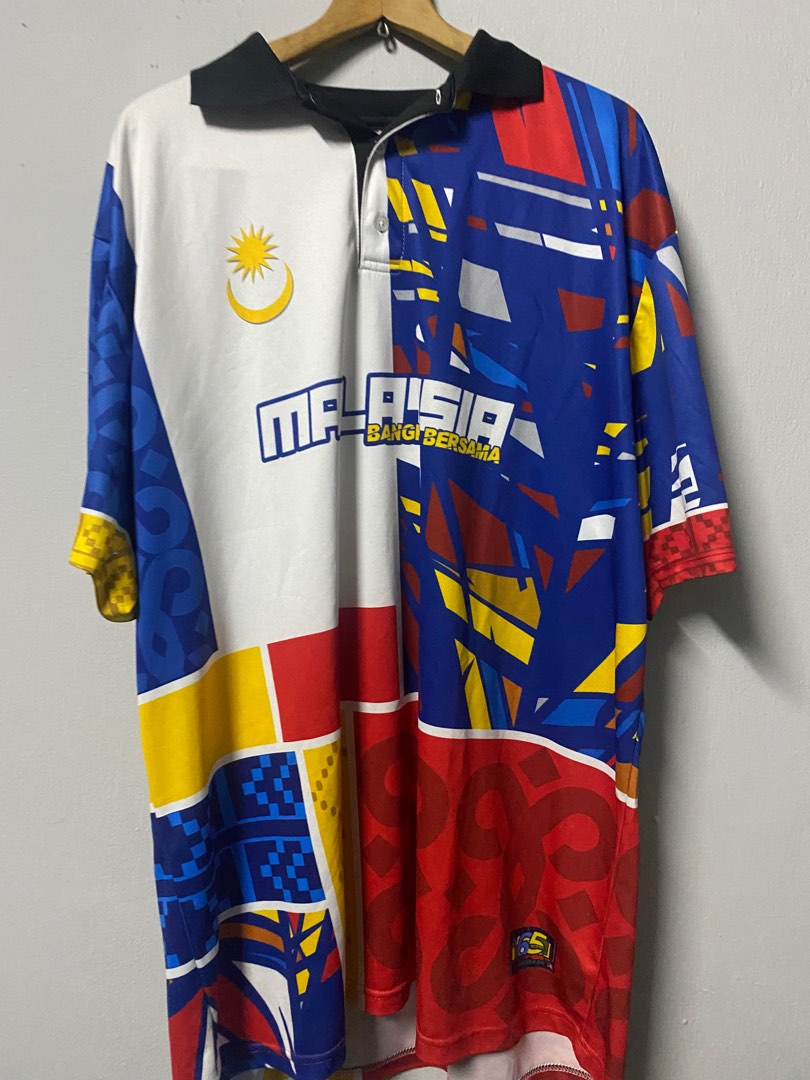 Ombak exclusive, Men's Fashion, Tops & Sets, Tshirts & Polo Shirts on ...