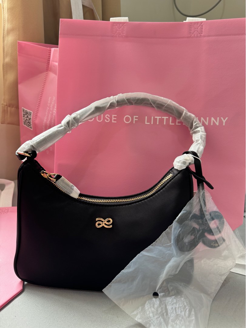 Original HOLB Hypegirl Black available onhand!, Women's Fashion, Bags ...