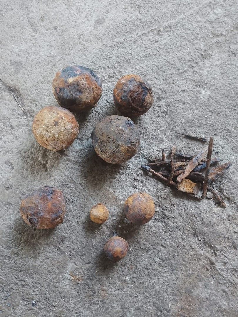 Peluru meriam rentaka lama tahun 1600 ke 1700, Hobbies & Toys ...