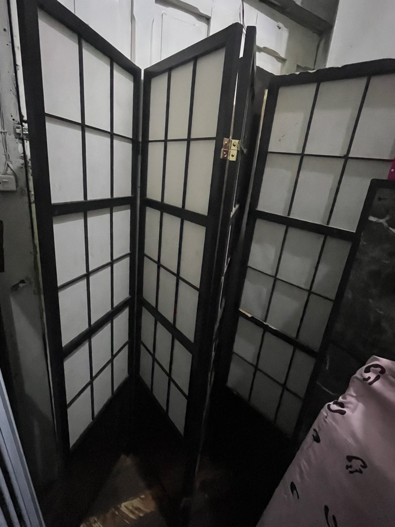Tatami Divider, Furniture & Home Living, Office Furniture & Fixtures on ...