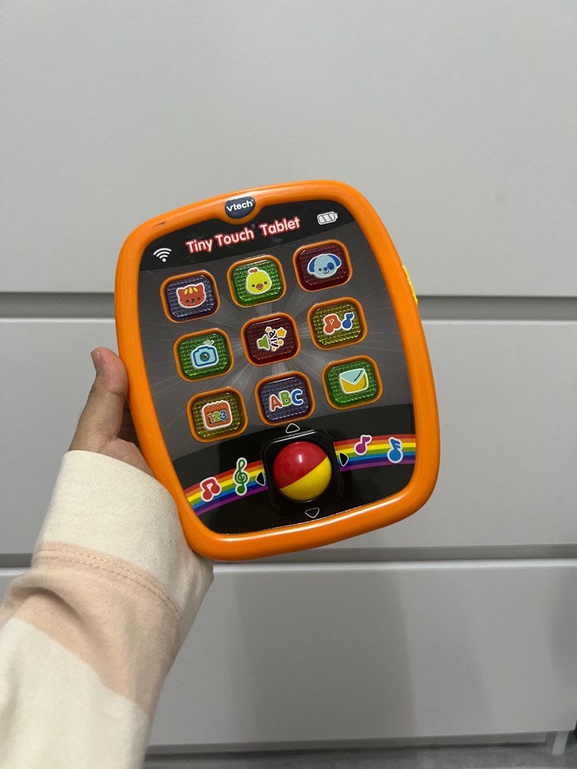 Vtech Tiny Touch Tablet, Hobbies & Toys, Toys & Games on Carousell