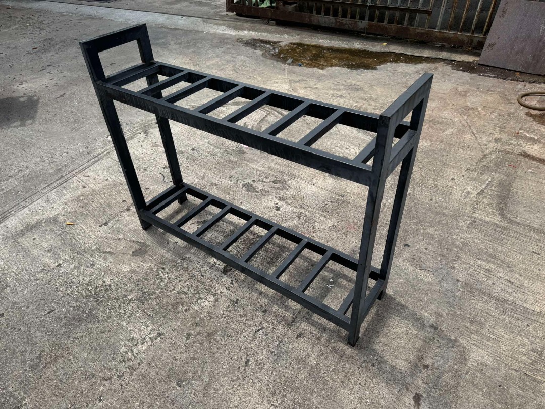 4ft Besi Multipurpose Outdoor Steel Rack Stand, Furniture & Home Living ...