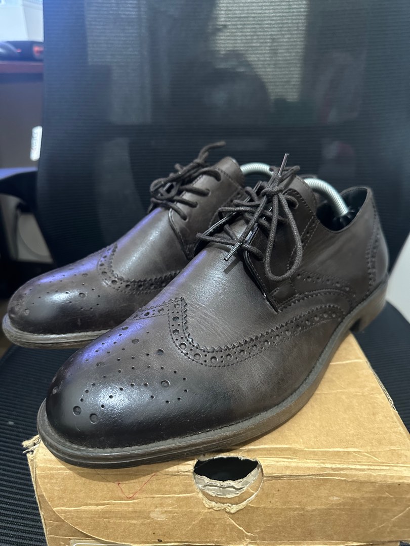 Bata Leather dress shoes, Men's Fashion, Footwear, Dress Shoes on Carousell