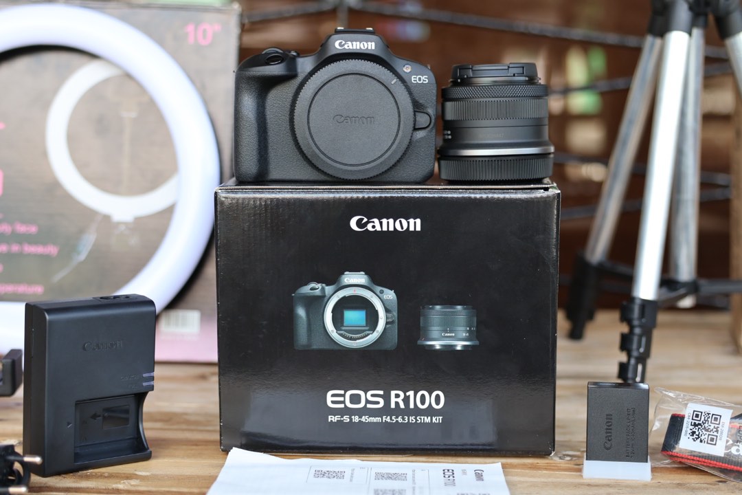 CANON EOS R100 SLR-style mirrorless VLOGGING CAMERA, Photography ...