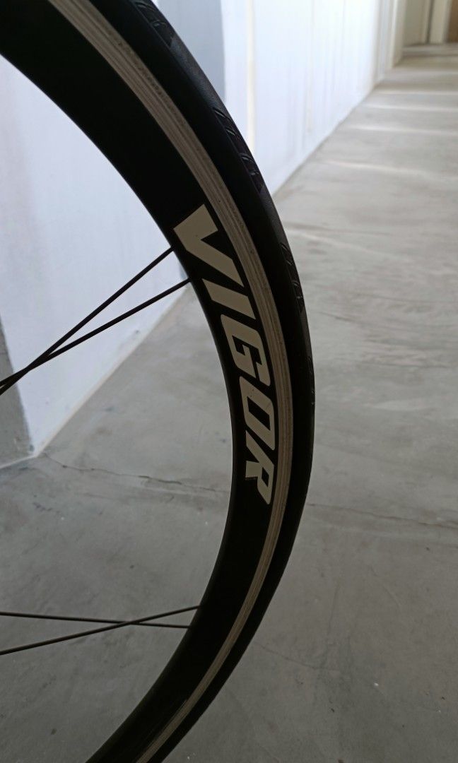 Cervelo R2 2019 - Ultegra + 105 with Rolf wheelset, Sports Equipment ...