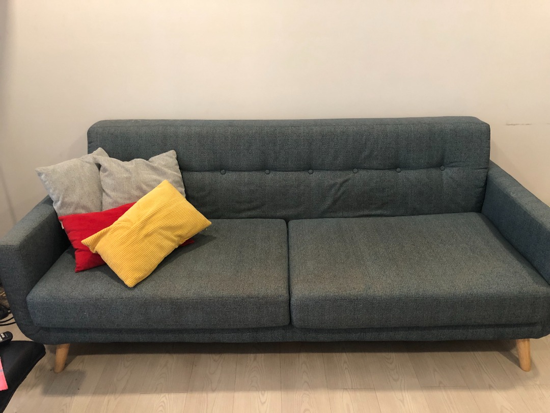 Kinsen Couch Solid Wood Cyberjaya, Furniture & Home Living, Furniture ...