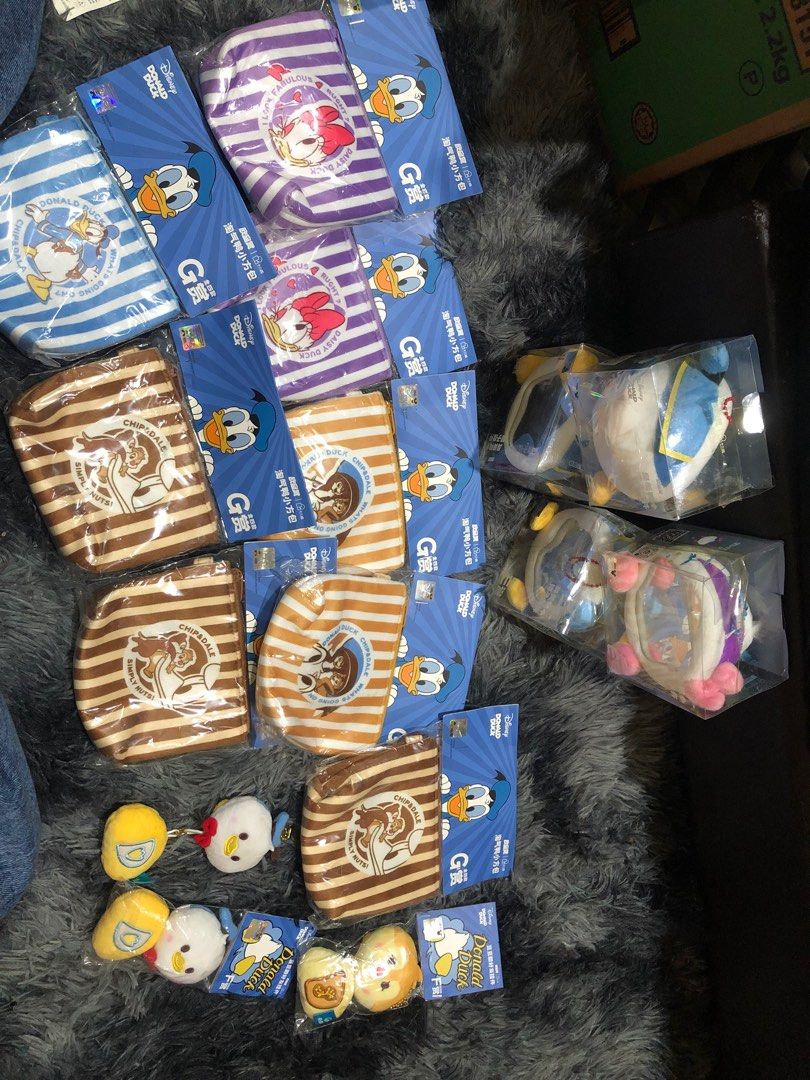 donald duck original disney keychain/bag, Hobbies & Toys, Toys & Games ...