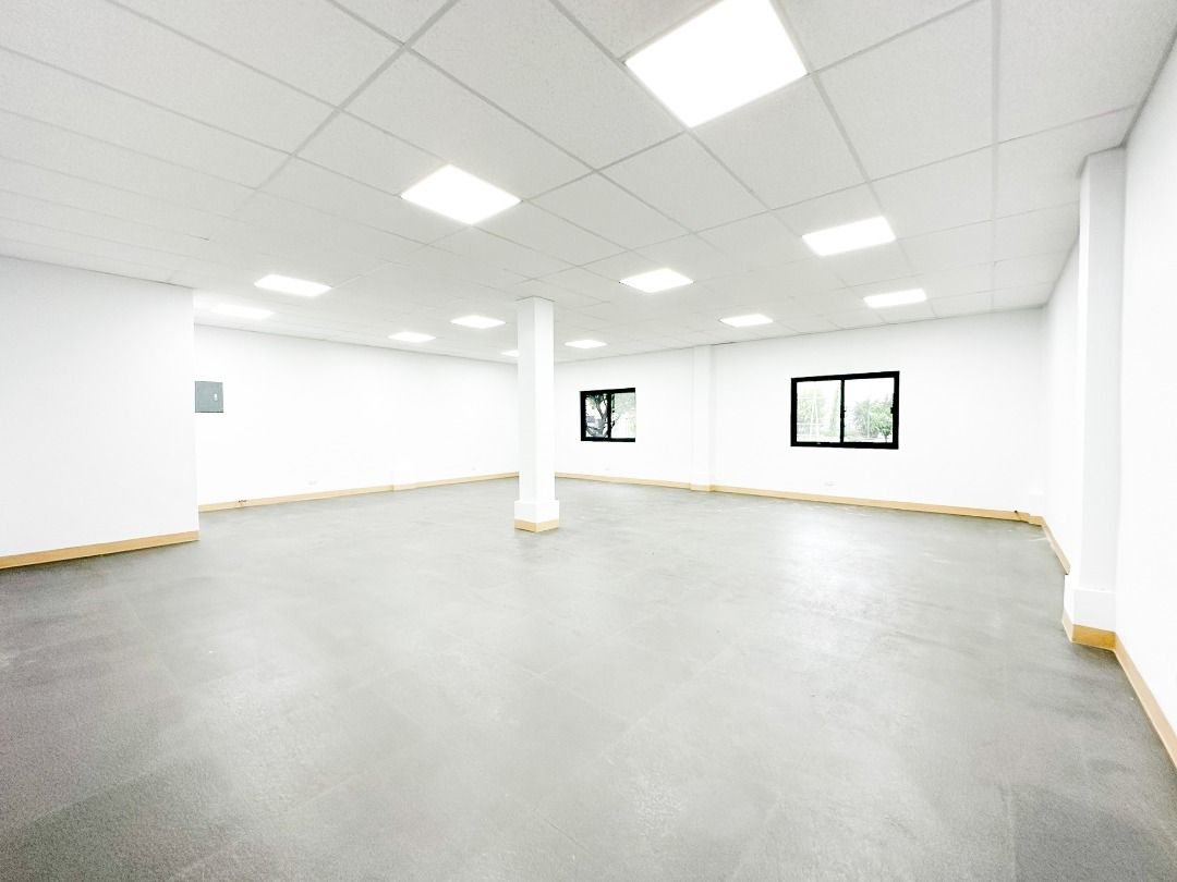 NEWLY BUILT 86 sqm Laguna Ground floor Office Warehouse Space for Rent ...