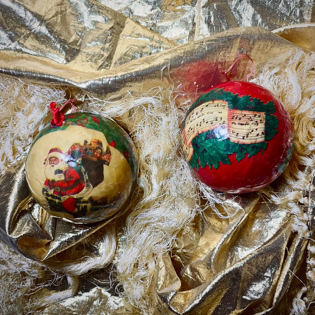 Old World Victorian Style St. Nicholas Decoupage Paper Mache Balls ...