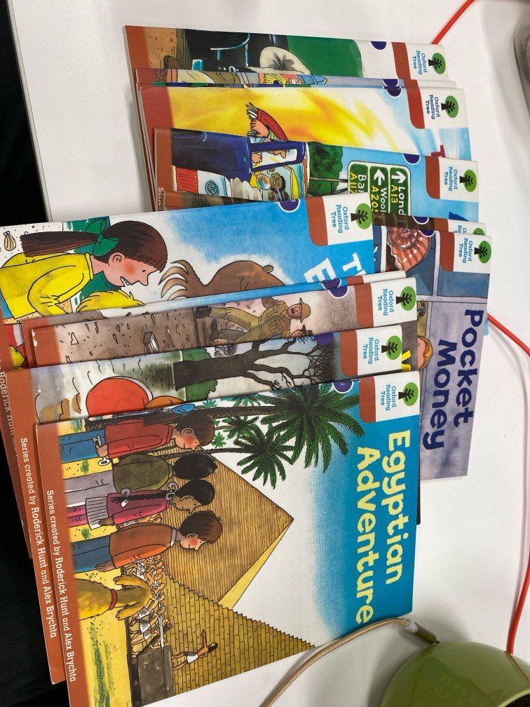 Oxford reading tree level 8 kipper biff floppy 12 books in total, 興趣及遊戲 ...