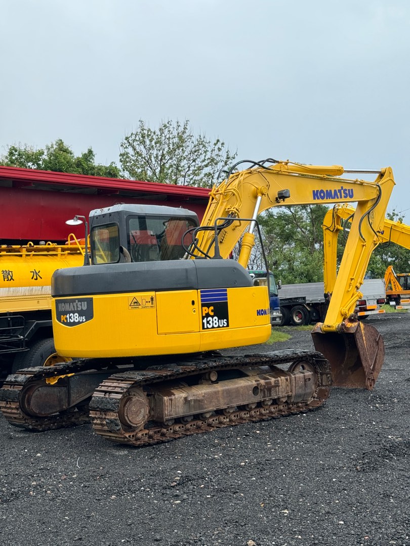 PC138-2 Backhoe crawler Manual Engine, Special Vehicles, Heavy Vehicles ...