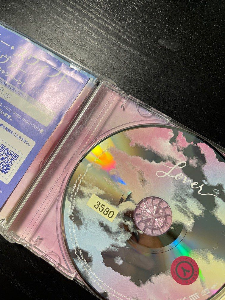 Taylor Swift Lover Japan pressing cd album (nego), Hobbies & Toys ...