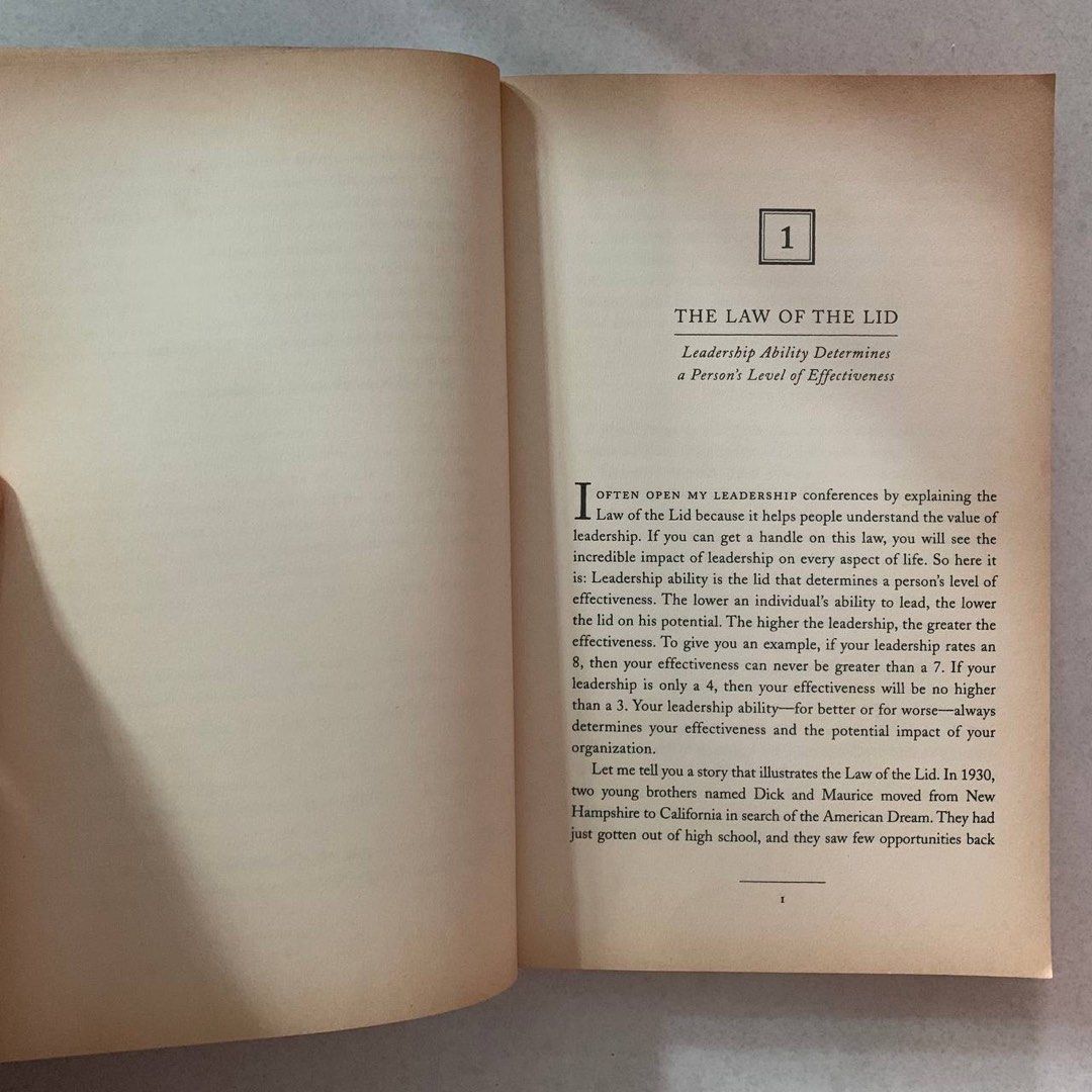 The 21 irrefutable laws of leadership- john c. Maxwell, Hobbies & Toys ...