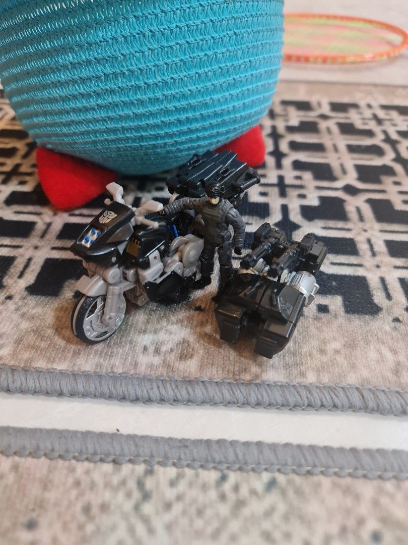 Transformers DOTM Human Alliance Tailpipe, Pinpointer & Sergeant Noble ...