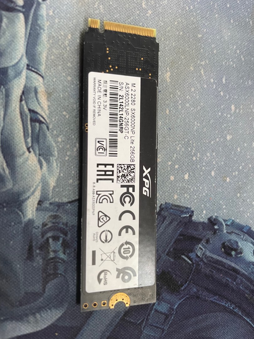 XPG m.2 2280 256G 保證壞的, 電腦及科技產品, 桌上電腦或筆記型電腦在旋轉拍賣