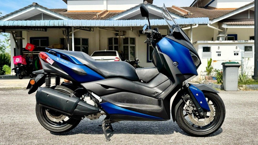 YAMAHA XMAX 250 V1, Motorbikes on Carousell