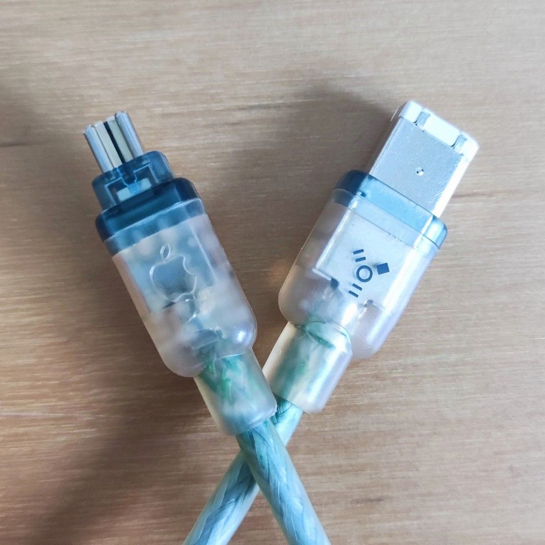 Apple Original FireWire 400 (4-pin) to FireWire 400 (6-pin) Cable 1.8m ...