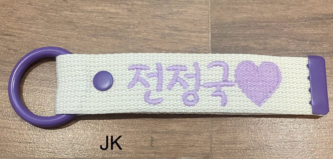 BTS name tag unofficial JK RM Jimin V, Hobbies & Toys, Memorabilia ...
