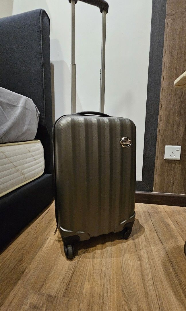Condotti Cabin Luggage, Hobbies & Toys, Travel, Luggages on Carousell