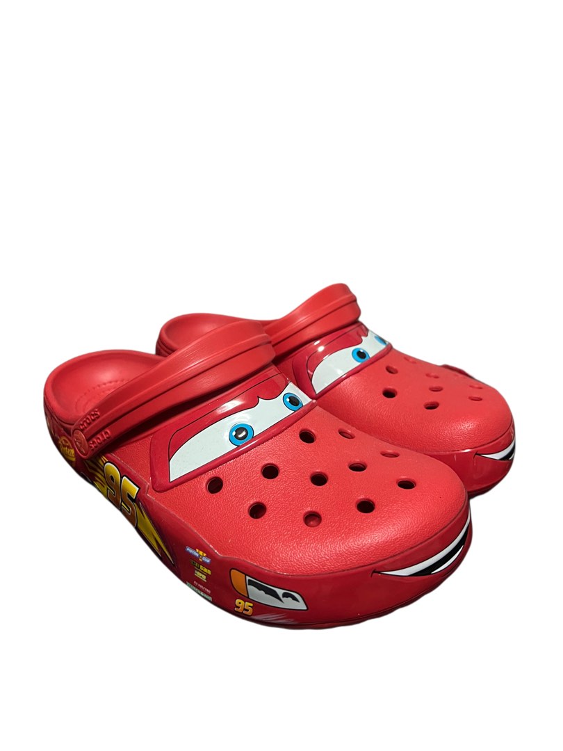 CROCS X CARS LIGHTNING MCQUEEN Size 8M / 10W, Men's Fashion, Footwear ...