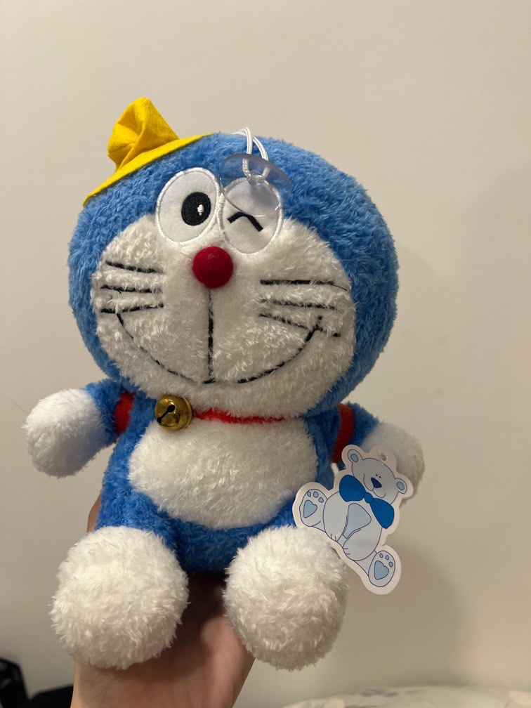 Doraemon plushie, Hobbies & Toys, Toys & Games on Carousell