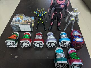 BANDAI DX KAMEN RIDER EX-AID KAMEN RIDER & GRAPHITE GENM BUGGLE DRIVER ...