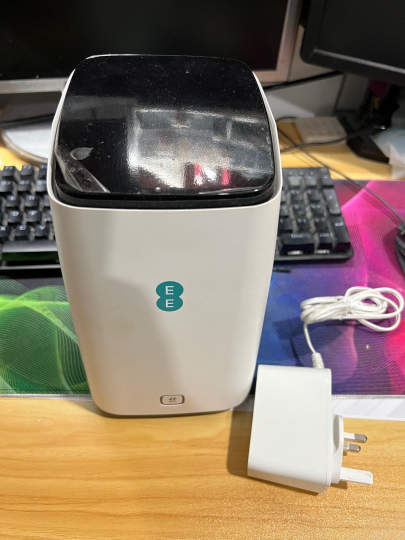 EE wifi modem, Computers & Tech, Office & Business Technology on Carousell