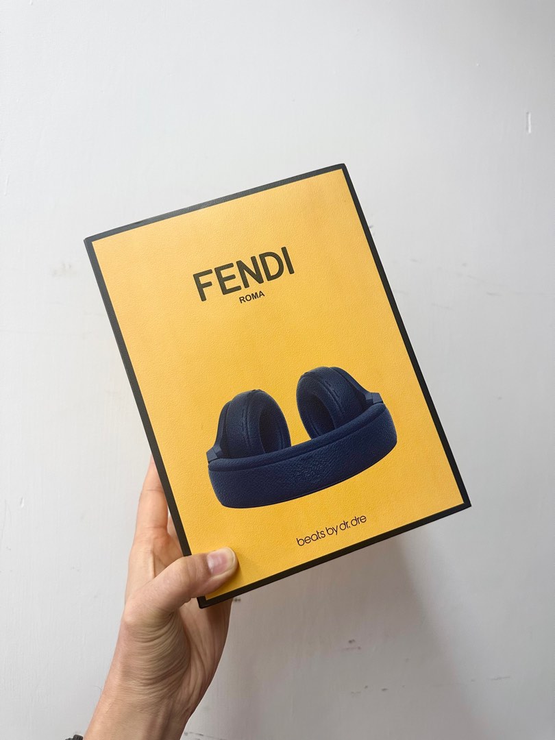 100% New Fendi x Monster beats Pro 限定 limited, 音響器材, 頭戴式/罩耳式耳機 - Carousell