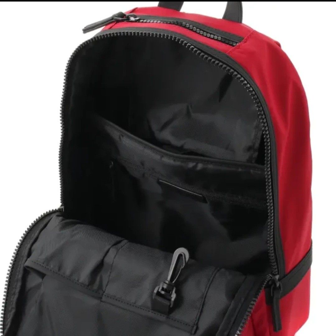 Guess Original Backpack Unisex, Fesyen Pria, Tas & Dompet , Ransel di ...