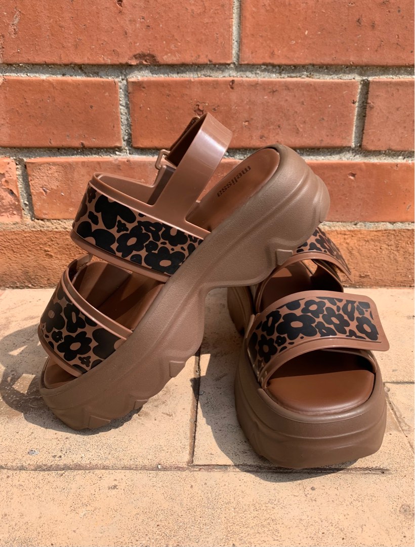 Melissa Brave Platform, Women's Fashion, Footwear, Sandals on Carousell