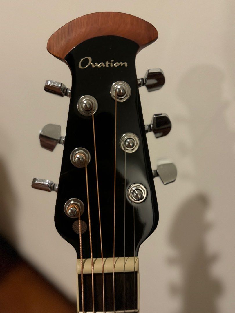 Ovation CS24X-7C-G Cognac Burst E-Acoustic Guitar + Ovation Hard Case ...