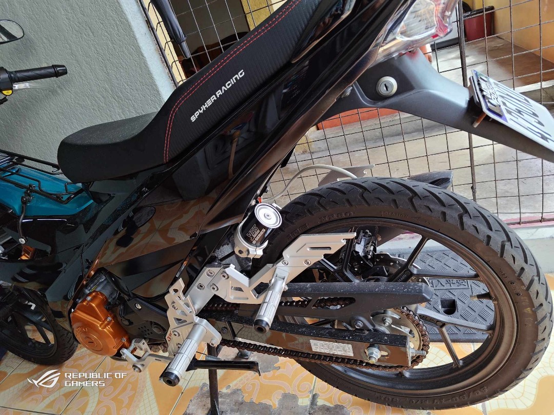 Raider 150 Carb Jackal Green, Motorbikes, Motorbikes for Sale on Carousell