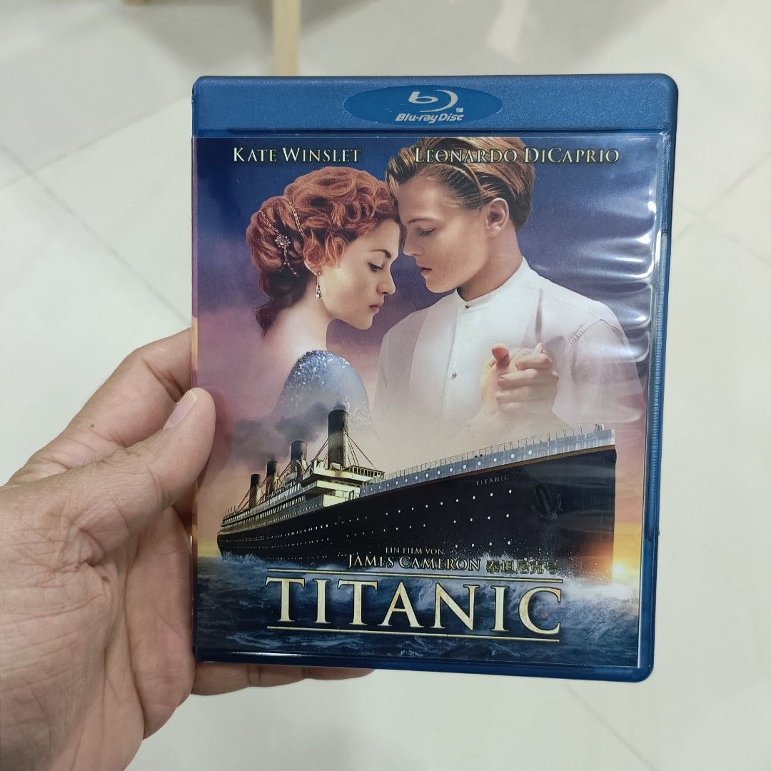 Titanic blu ray (with all deleted scenes) not DVD movie, Hobbies & Toys ...