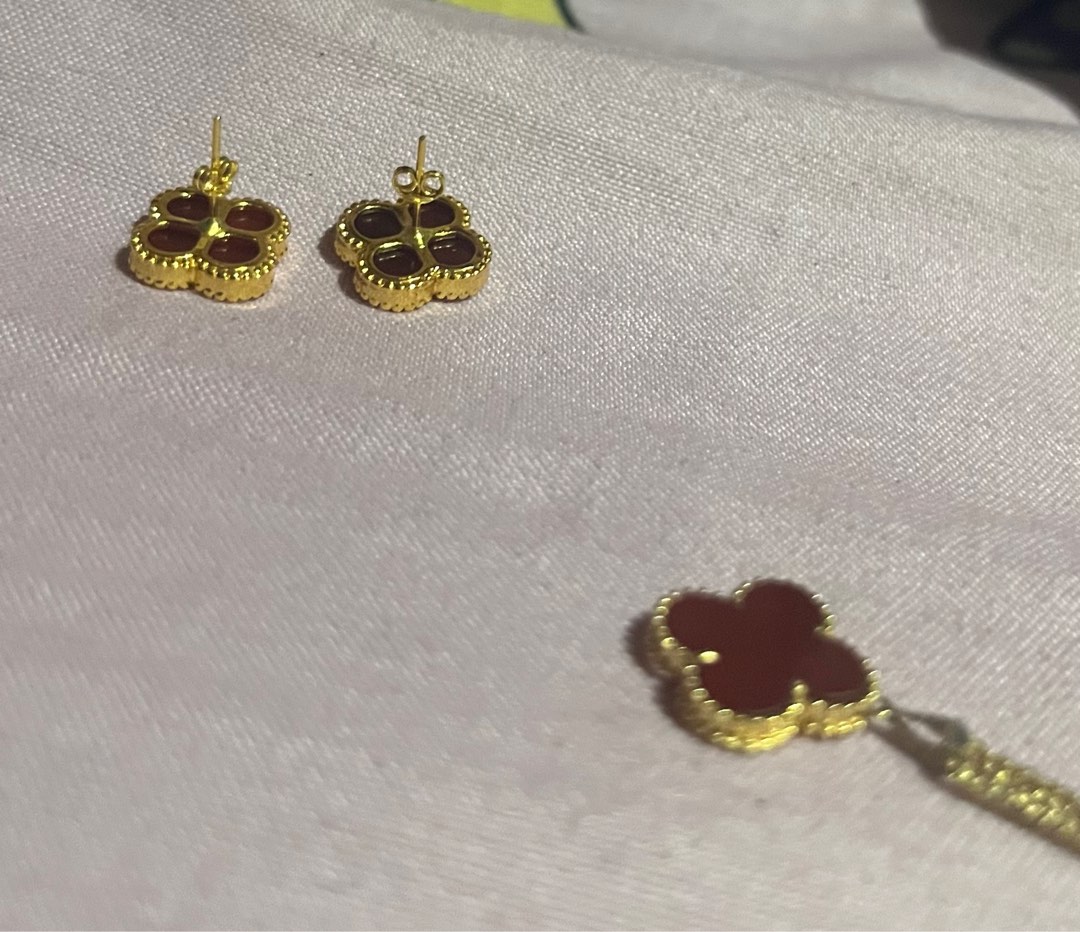 Vca set, Men's Fashion, Watches & Accessories, Jewelry on Carousell