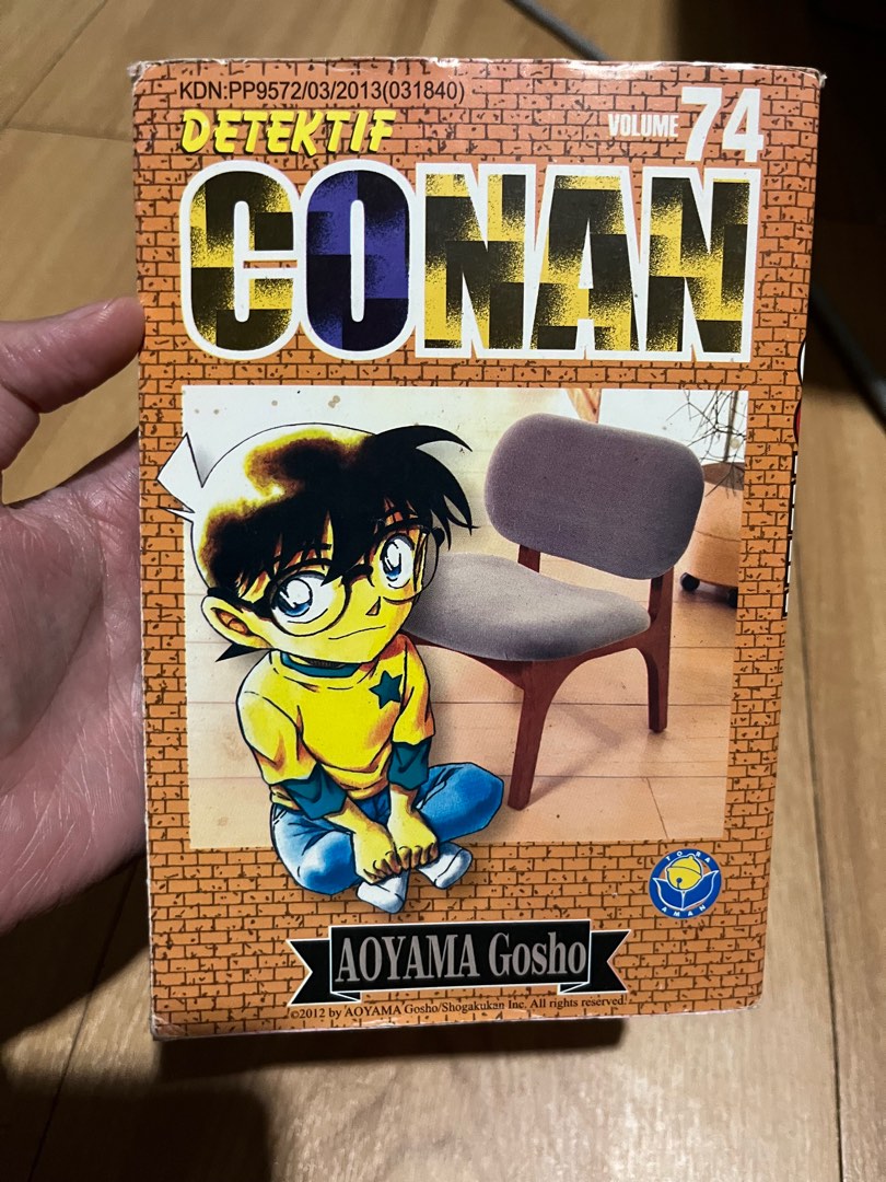 Vol.74 Komik Detective Conan, Hobbies & Toys, Books & Magazines, Comics ...