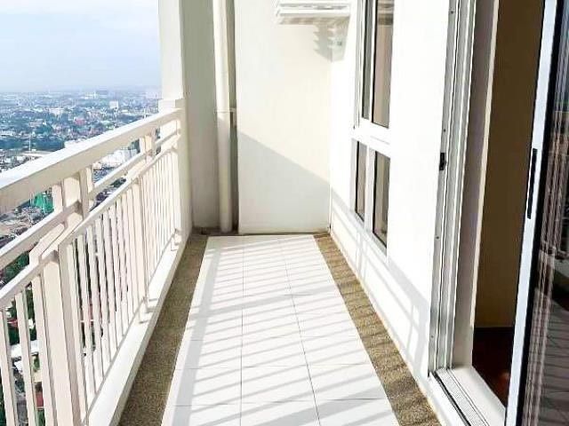 2BR Condo Unit with Parking Lot 55sqm DMCI Atrium Floor Facing ...