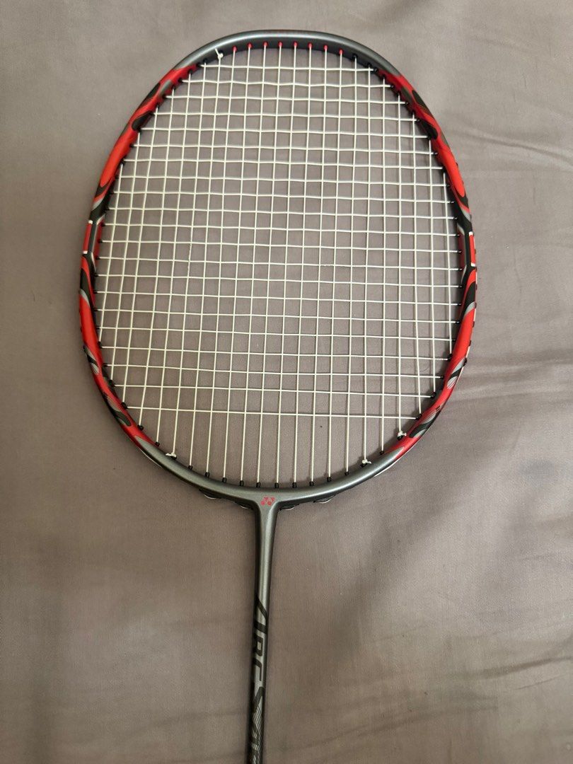 Arc11 pro sp 3U5 99%新 冇花冇格 $1200 旺角 油麻地 黃埔交收 可小議, 運動產品, 運動與體育, 運動與體育 - 球拍和球類運動 - Carousell