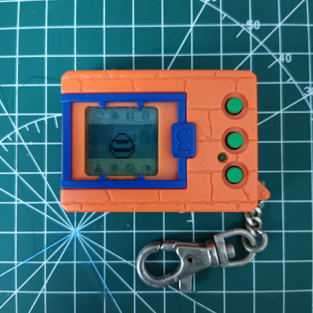 Digimon Vpet V3 1997 Version 3 Solid Orange Body, Hobbies & Toys, Toys ...