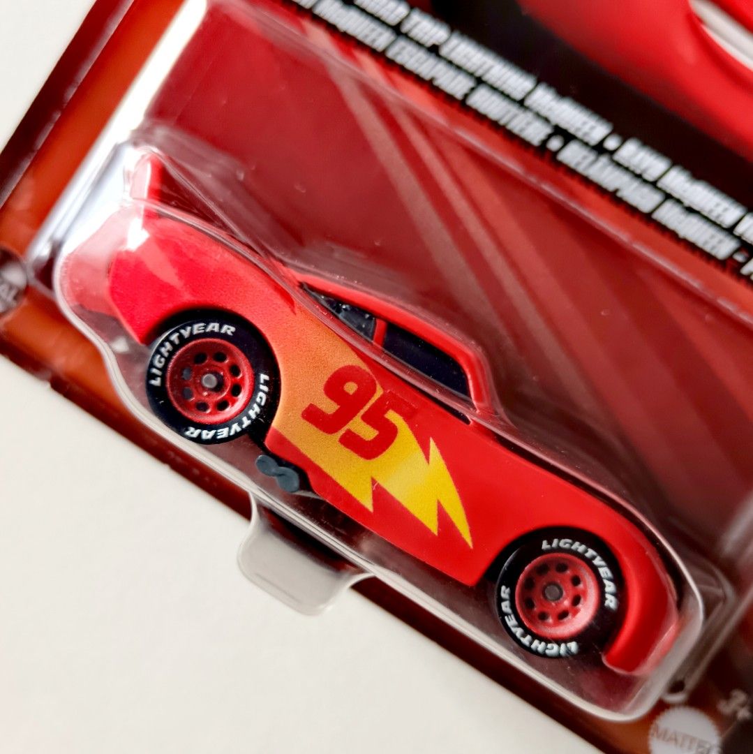 DISNEY PIXAR CARS Road Trip Lightning McQueen Diecast 1:55 Scale, Babies & Kids, Infant Playtime ...