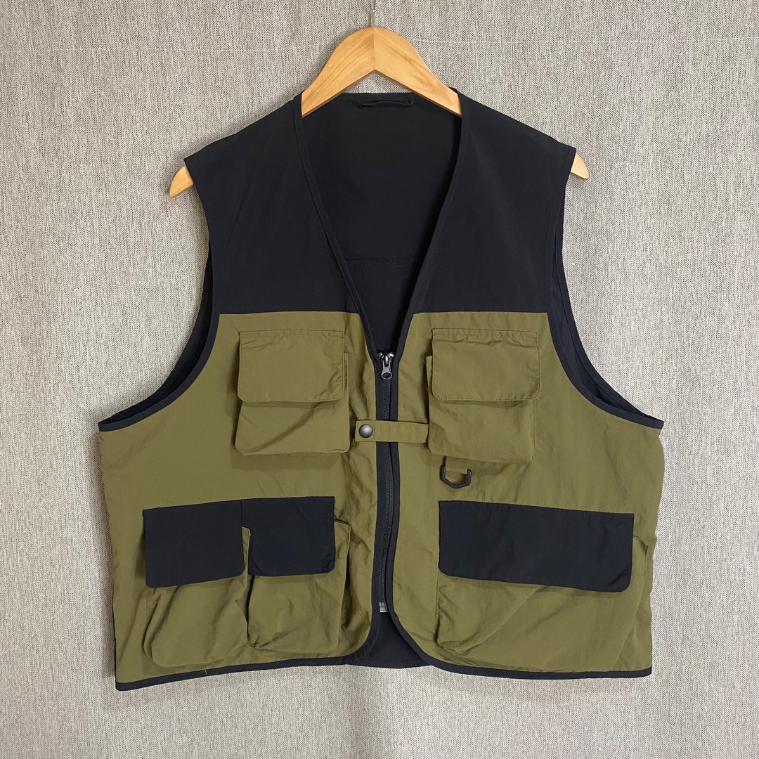 GU - Utility Multi Pocket Vest, Men's Fashion, Activewear on Carousell