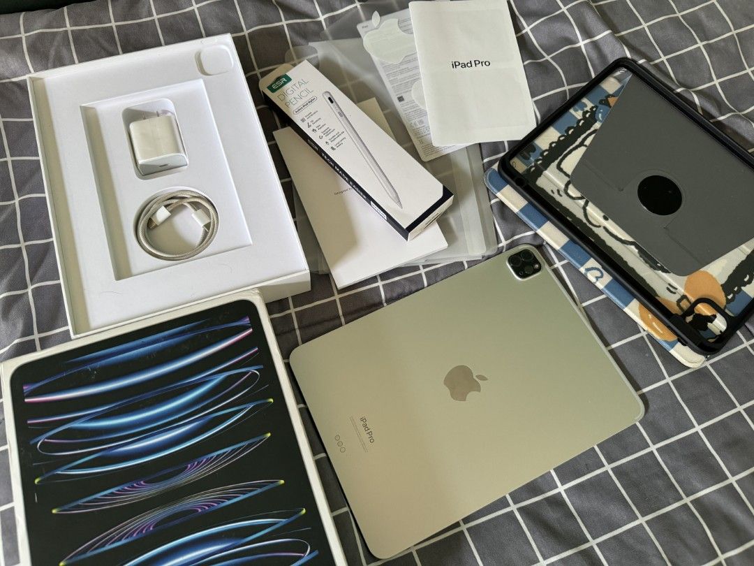 iPad Pro M2 WiFi 128gb 2022 Grey Original 11 inch Gen 4, Telepon Seluler & Tablet, Tablet di ...